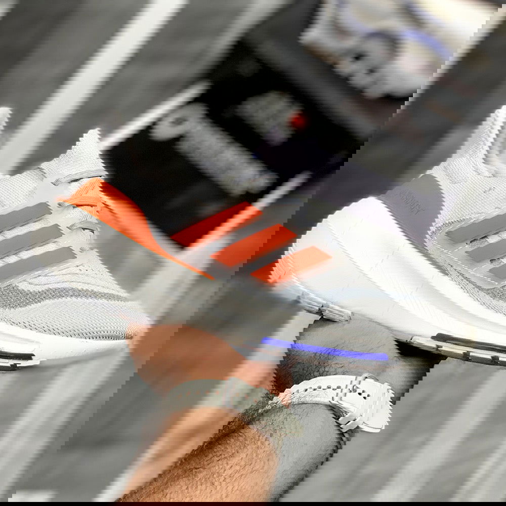 UB LightBoost 23 (Grey Brown)